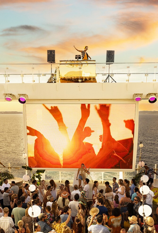 Live Your Wonder: the thrill of travelling on a cruise | Costa Cruises