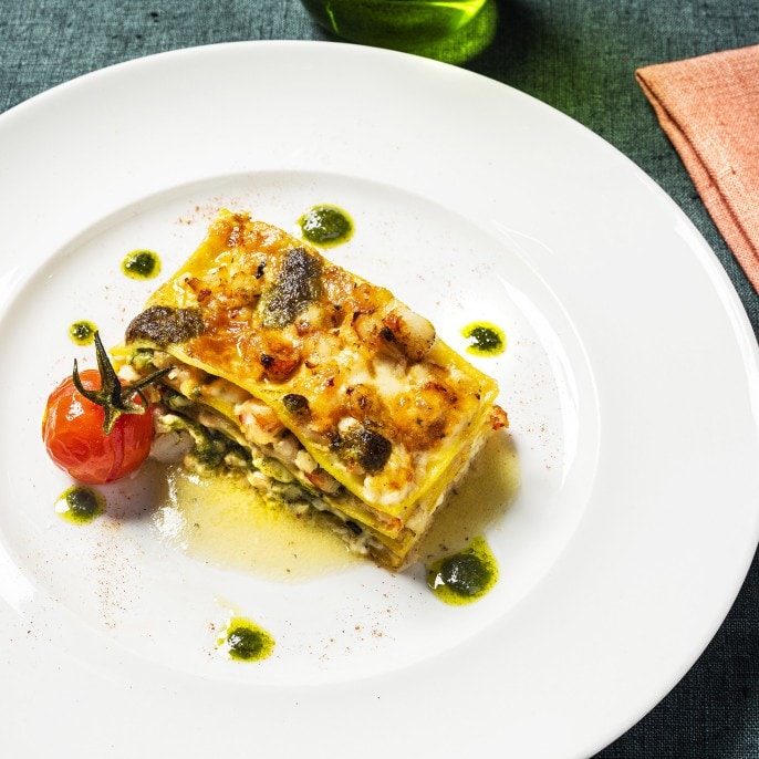 Restaurants and bars on the cruise | Costa Cruises