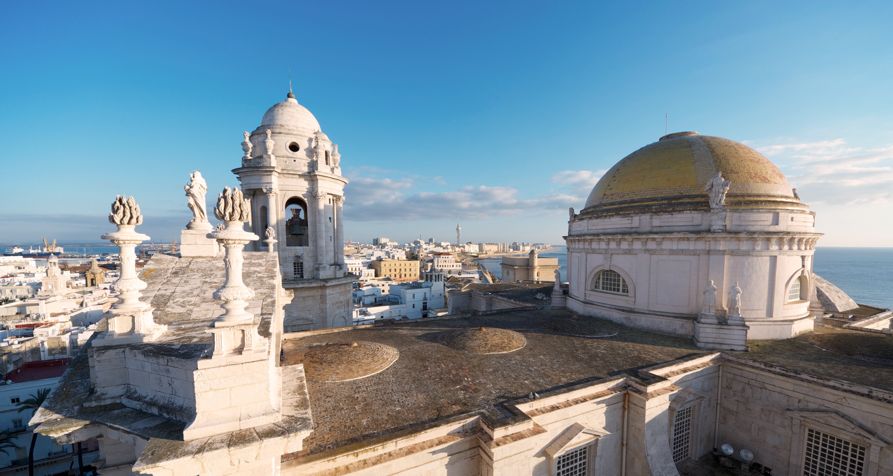 Cruises to Cadiz : deals & bookings | Costa Cruises